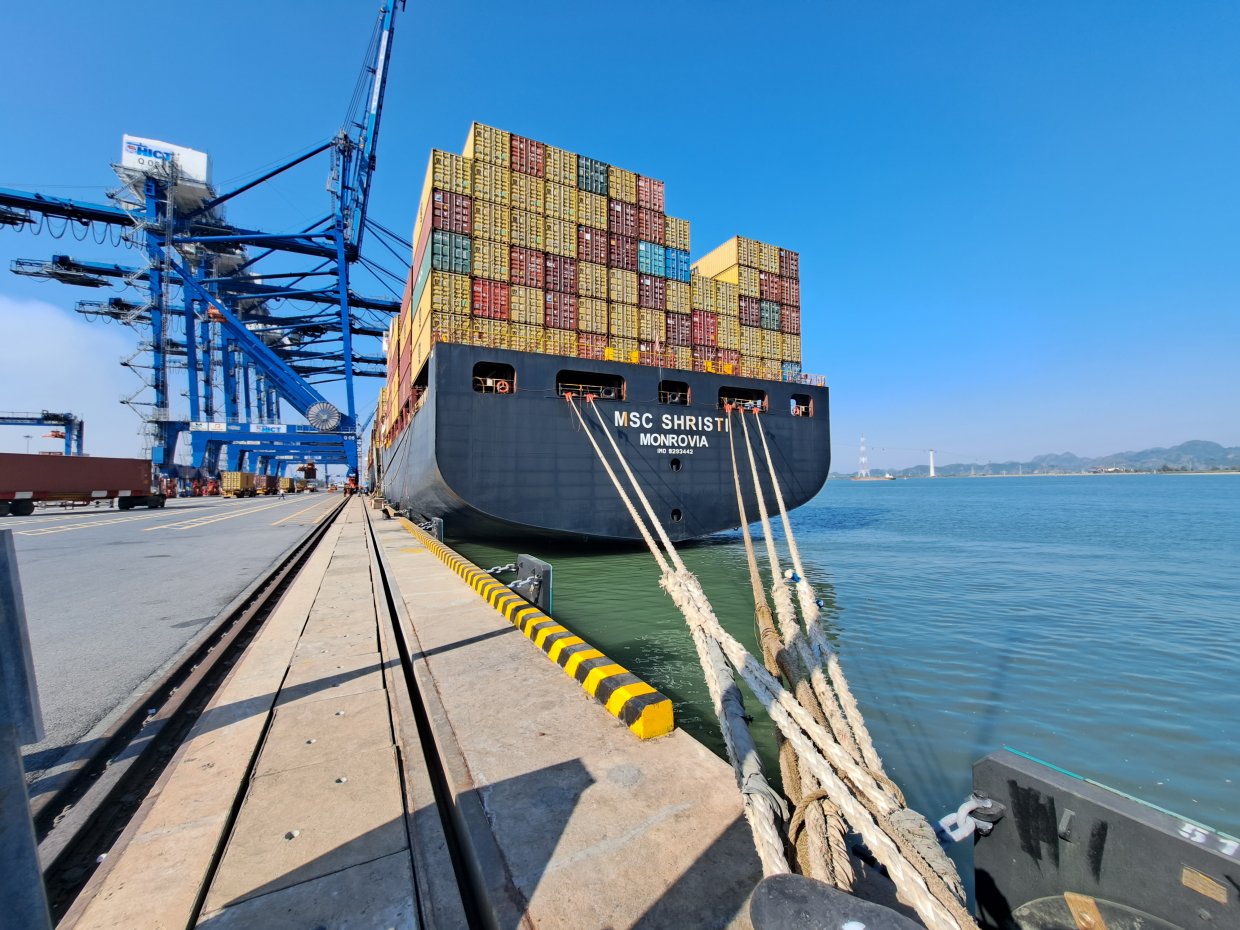 BALTIC EAST, Container ship, IMO 9293442 | Vessel details ...